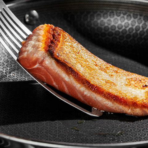 20 cm Stainless Steel Pan | Frying Pan | Professional Cookware | HexClad EU